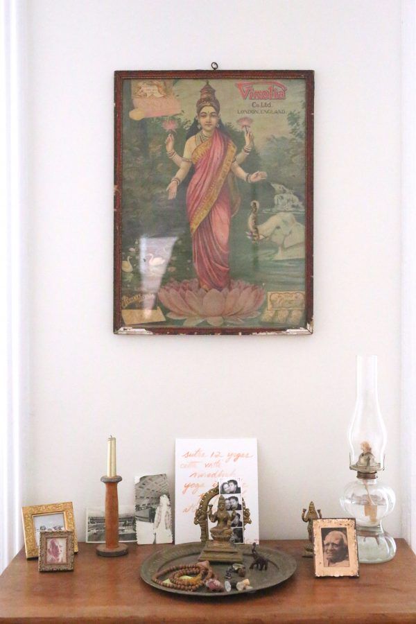 Creating A Home Altar - Chrissy Carter